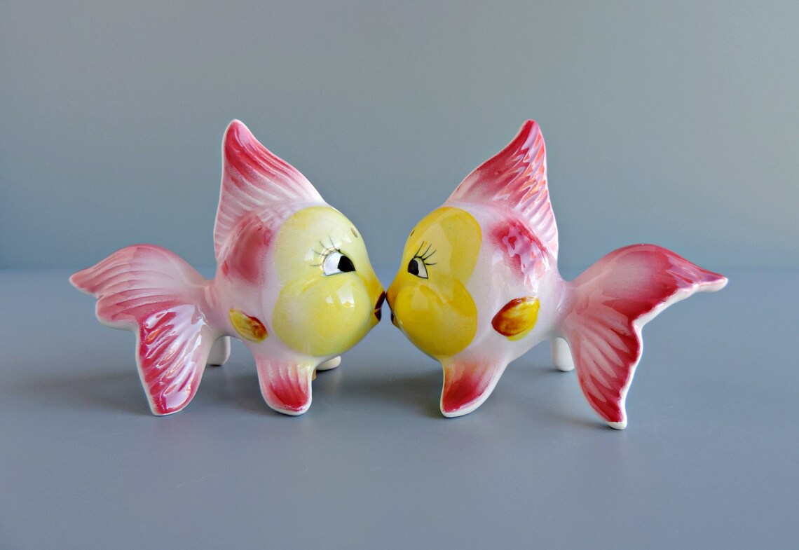 Vintage Kissing Fish Salt and Pepper Shaker Set Pink & | Etsy