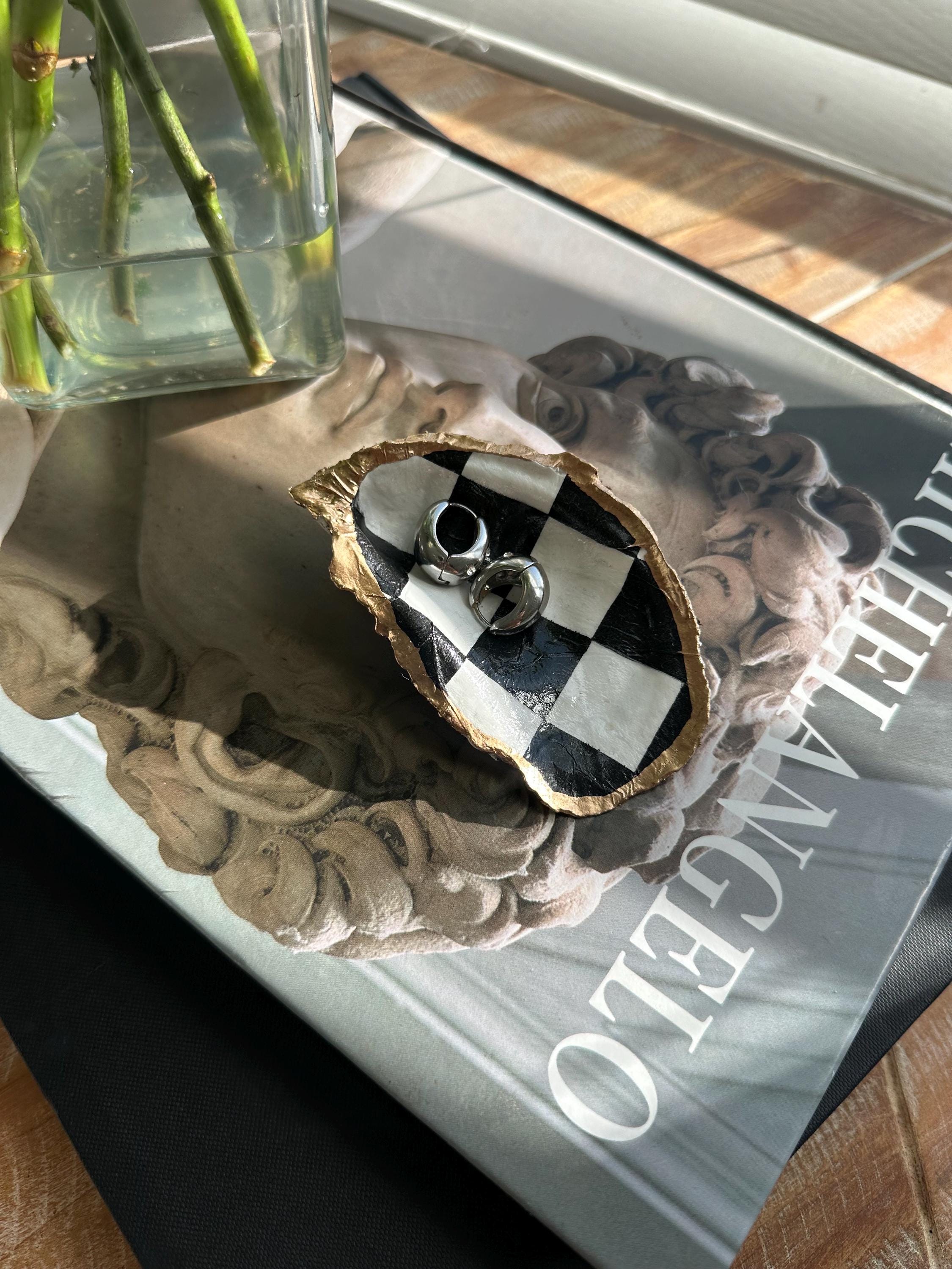 Black & White Checkered Oyster Shell Trinket Dish, Oyster Shell Ring ...