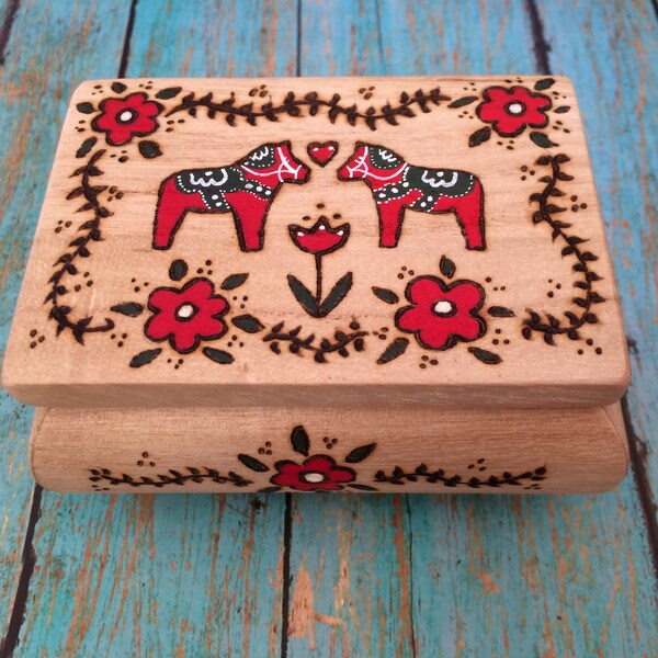 Norwegian Dala Horse - Etsy