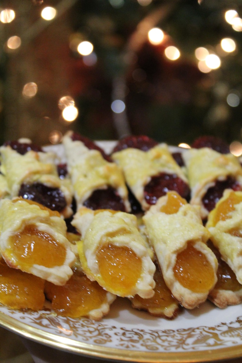 Italian Kolache Cookies, Crostate, Biscotti Ripieni - Handcrafted With Jelly Filling - Homemade ...