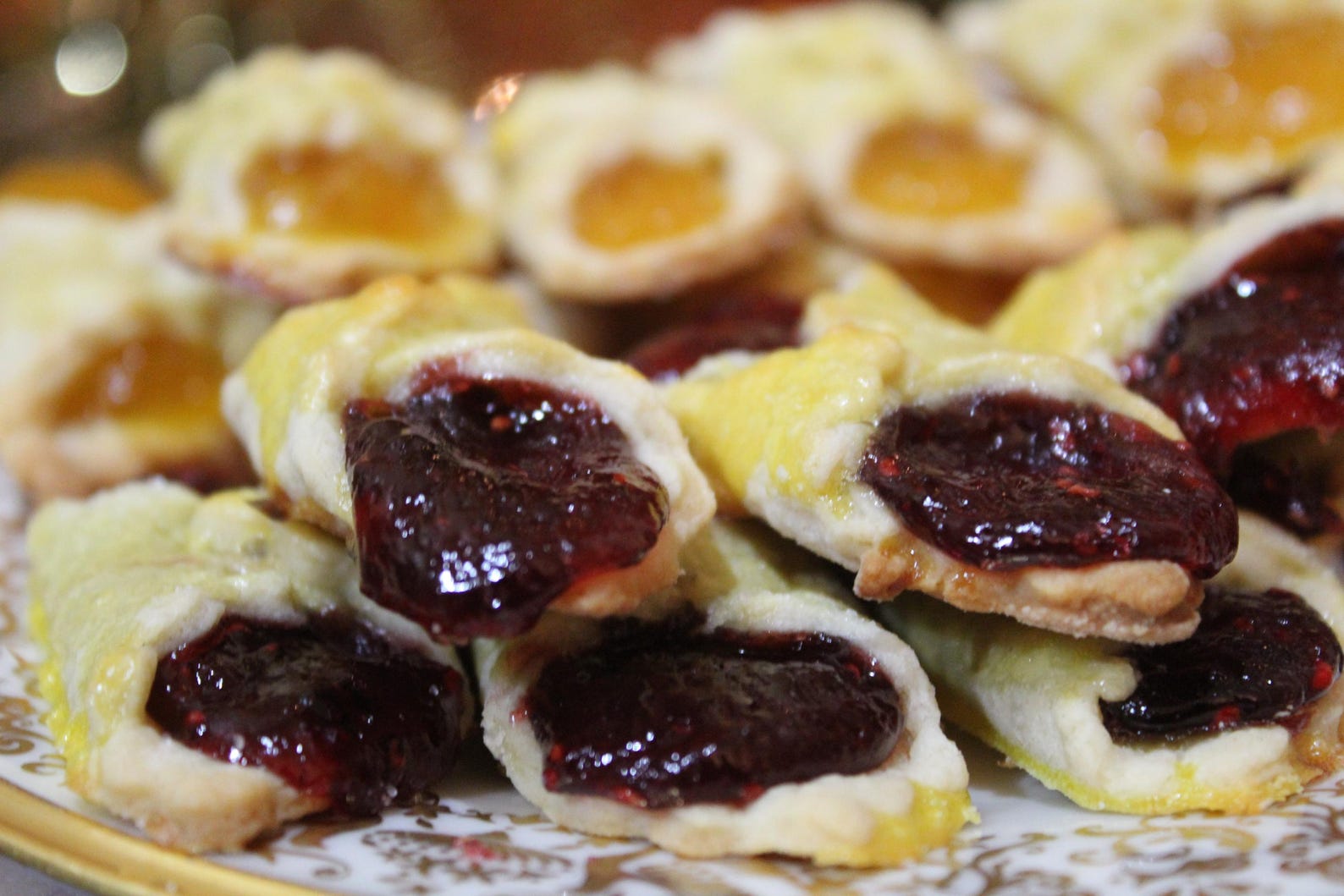 Italian Kolache Cookies, Crostate, Biscotti Ripieni - Handcrafted With ...
