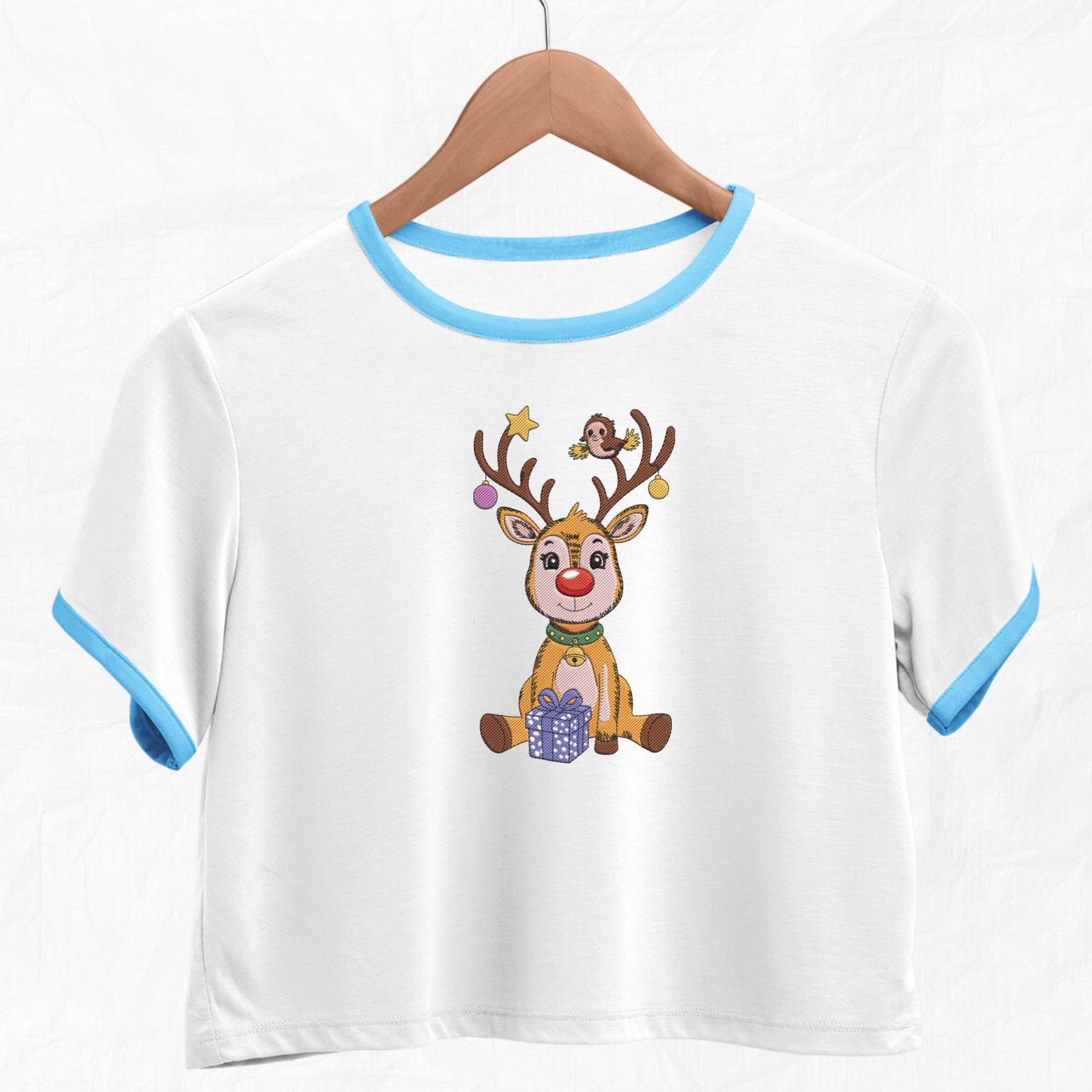 Christmas Reindeer Embroidery Design, Cute Rudolph With Gift Machine ...