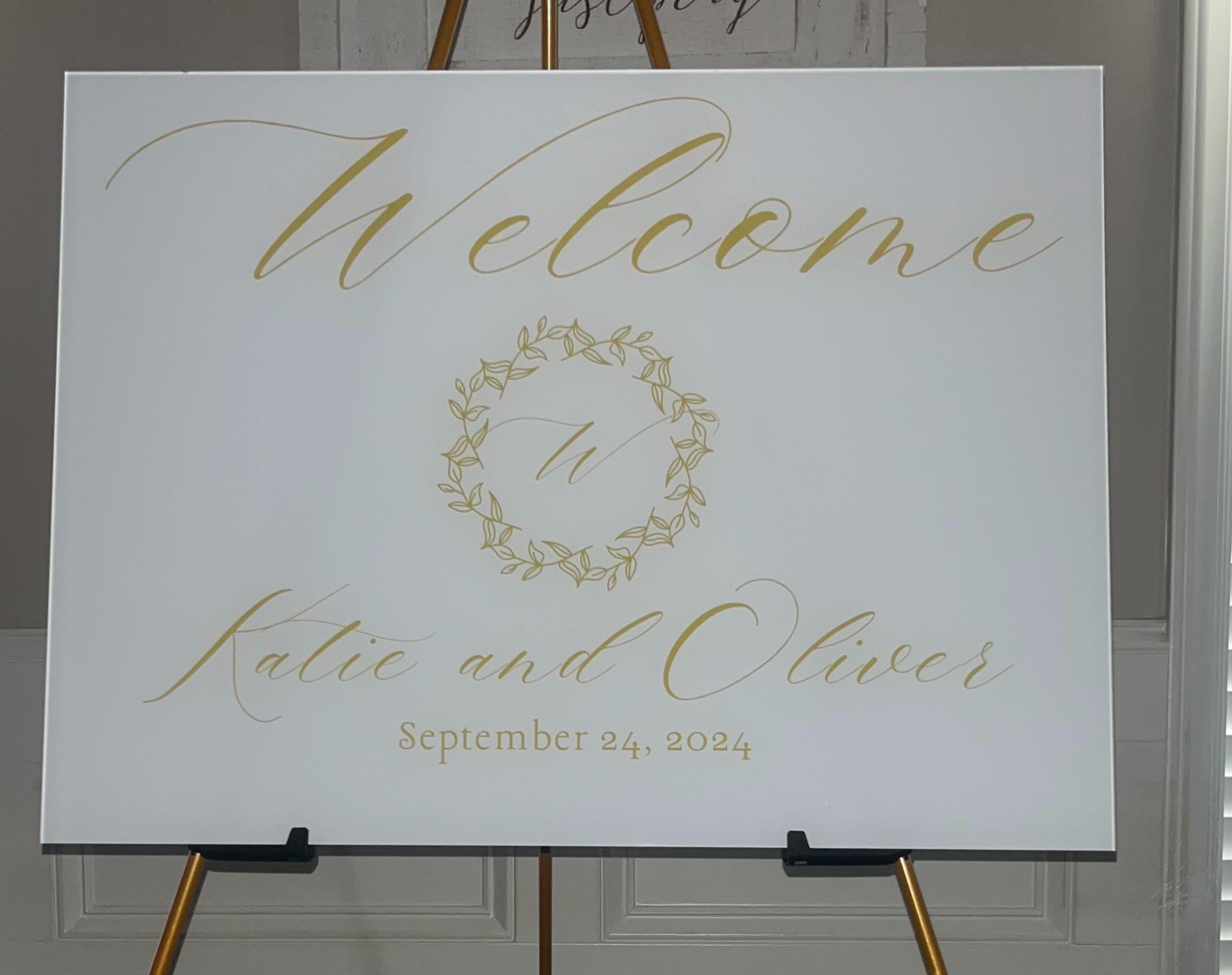 Customizable Acrylic Wedding Sign With Initial for Entryways for ...