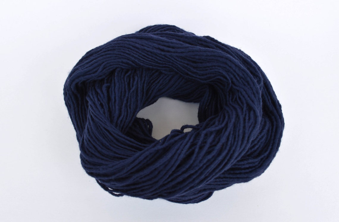 Navy Blue Weaving Yarn Navajo Weaving Yarn Wool Yarn 4oz | Etsy
