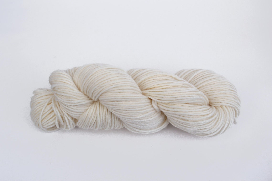 Off White Weaving Yarn Navajo Weaving Yarn Wool Yarn 4oz | Etsy