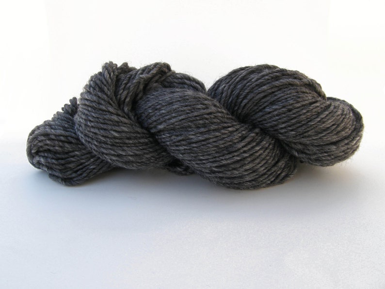 Medium Gray Weaving Yarn, Navajo Weaving Yarn, Grey Wool Yarn, 4oz ...