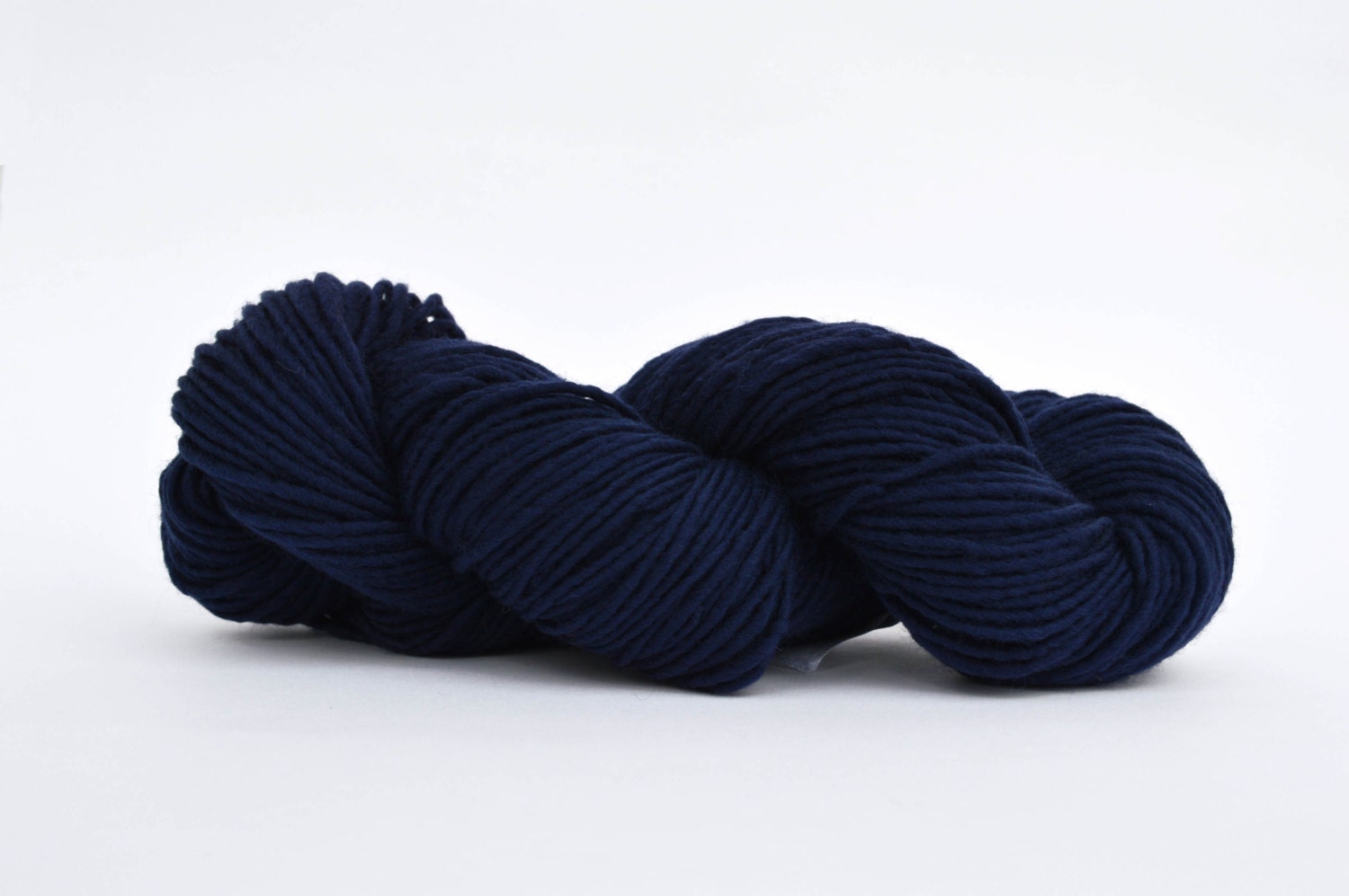 Navy Blue Weaving Yarn Navajo Weaving Yarn Wool Yarn 4oz | Etsy