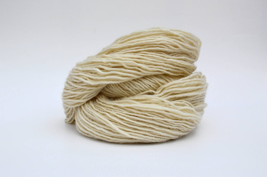 Dyeable Weaving Yarn Wool Yarn - Undyed Yarn - Navajo Weaving Yarn ...