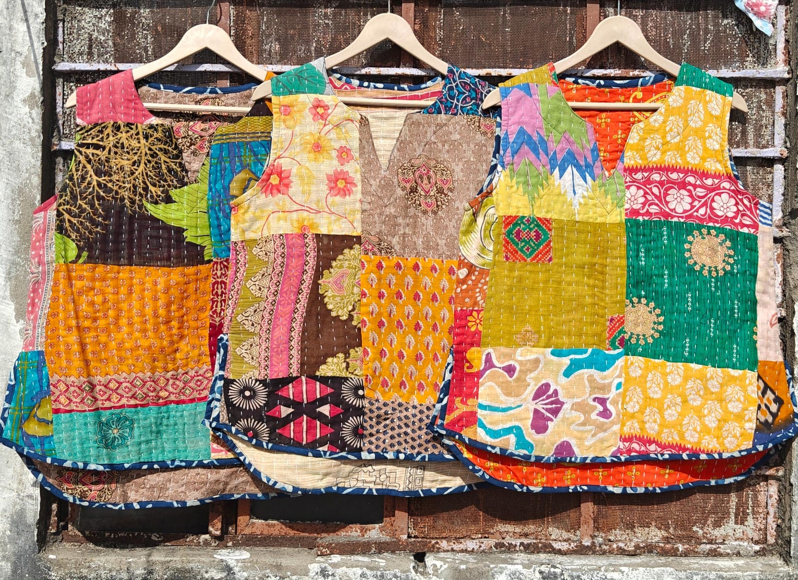 Handmade Embroiderd Kantha Crop Top, Upcycled Saree Fabric, Boho Hippie ...
