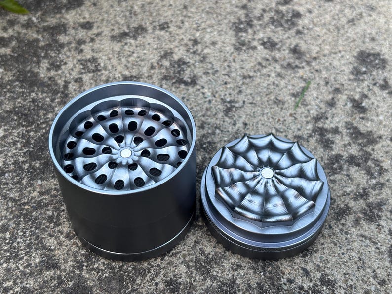 Flower Petal Toothless Aluminum Herb Grinder - Etsy