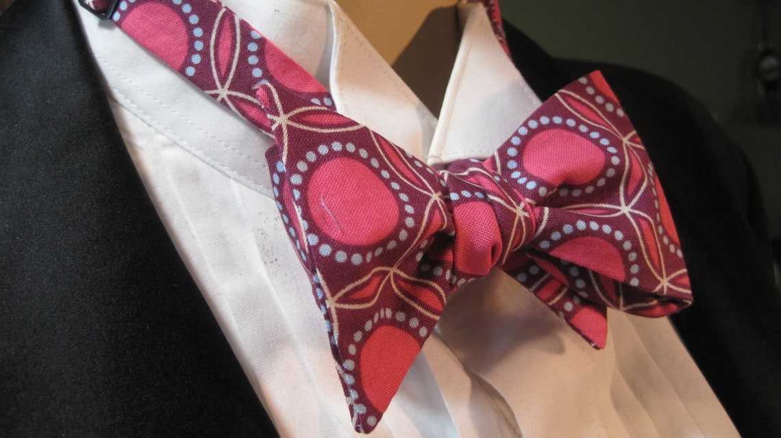 Retro Art Deco Bow Tie - Etsy