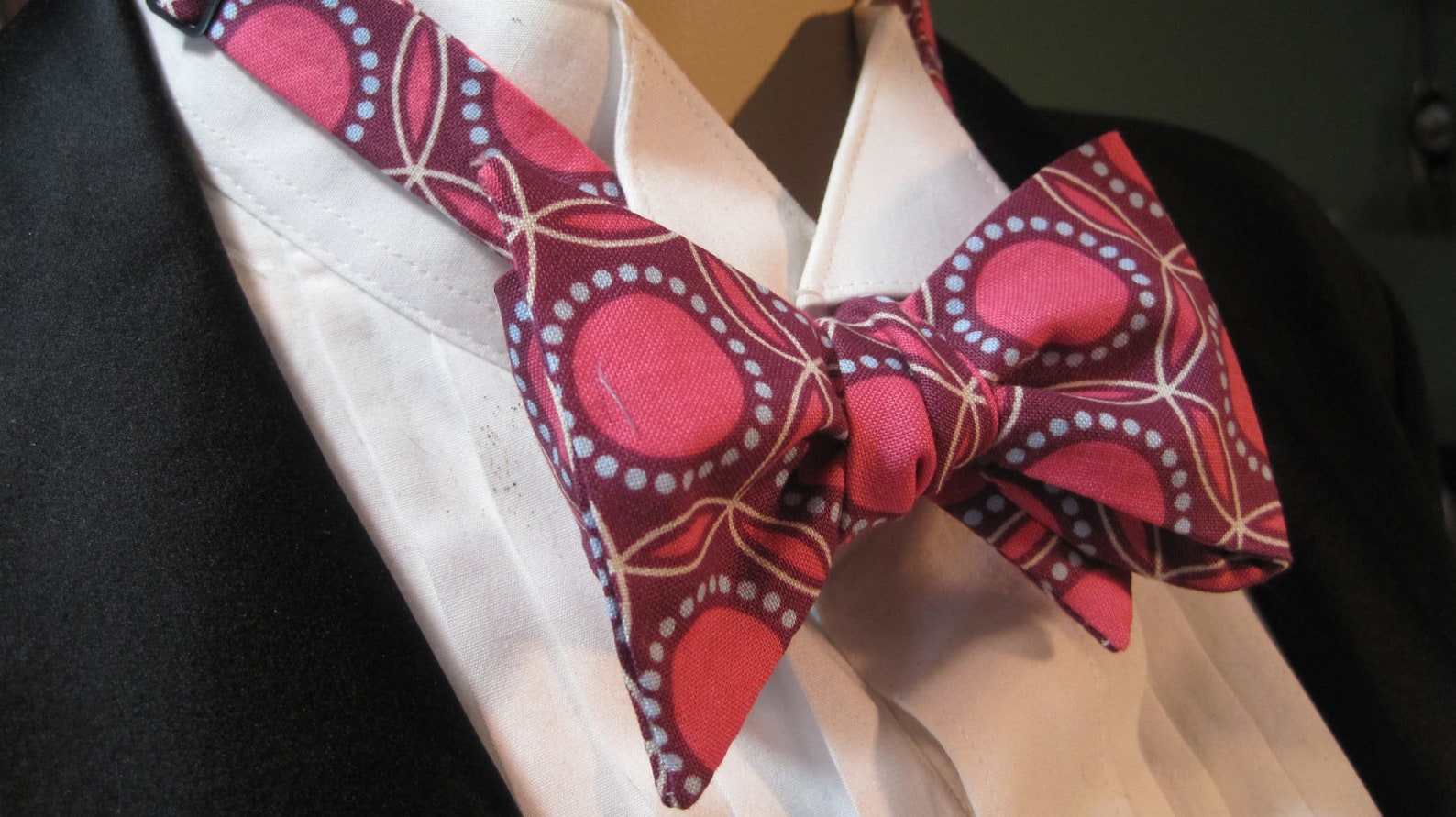 Retro Art Deco Bow Tie - Etsy