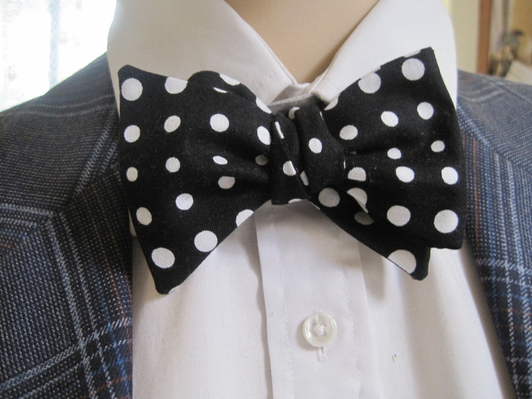 Black and White Polka Dots - Etsy