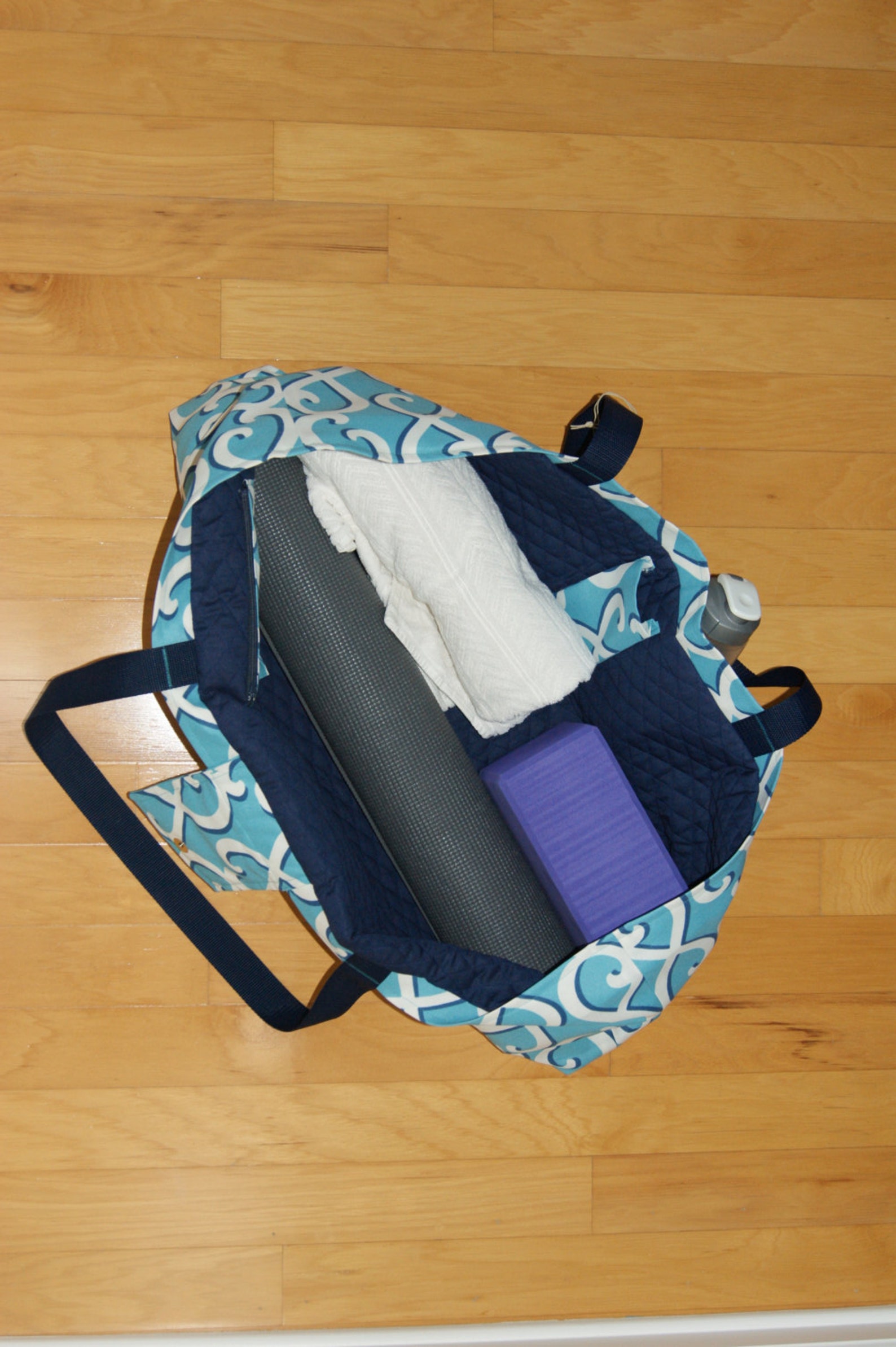 Large Yoga Bag With Quilted Lining. Light Blue With Navy/white - Etsy