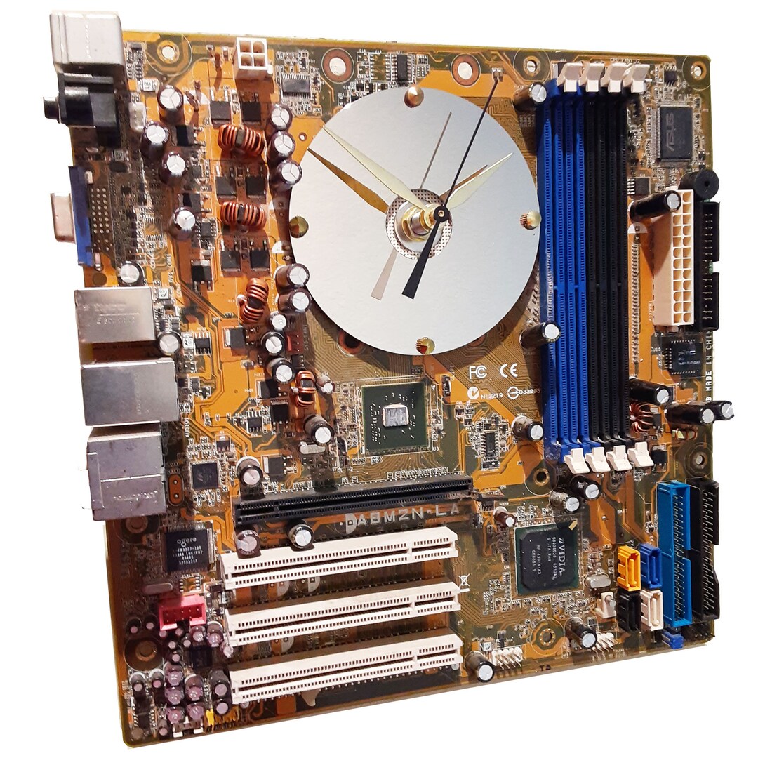 Motherboard Wall Clock Golden Color. Got Lobby Clock, Father's Day Gift ...
