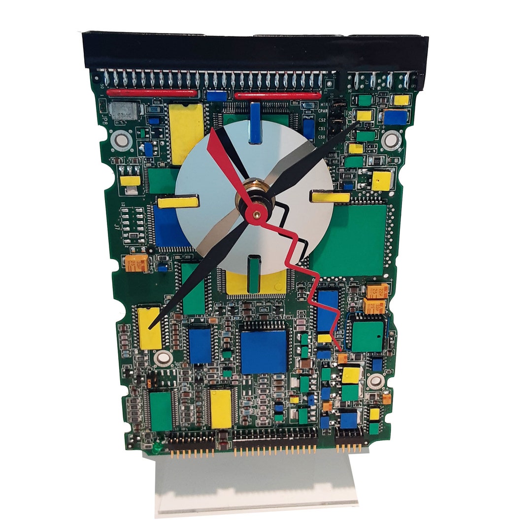 Circuit Board Clock Hand-painted With Laptop Disk Platter, Amazing Geek ...