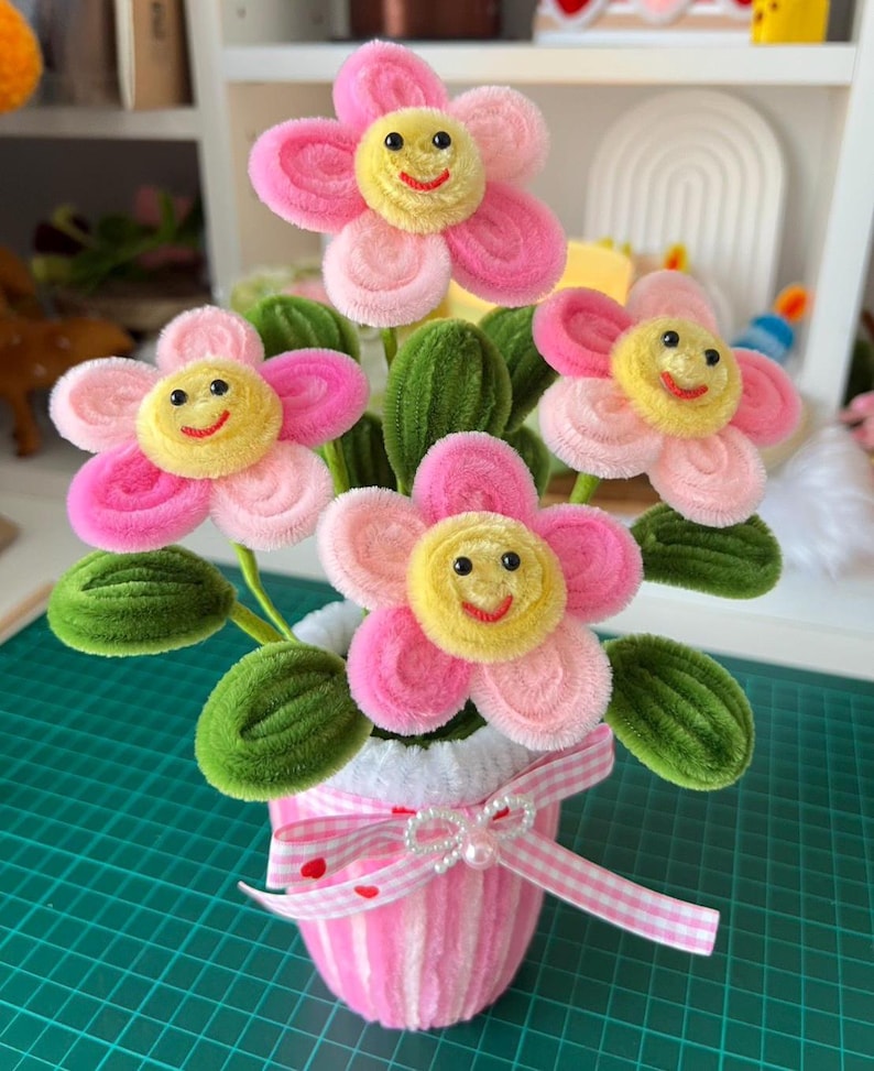 Handmade Mini Pink Smiley Flowers Pot - Finished Pipe Cleaner Product ...