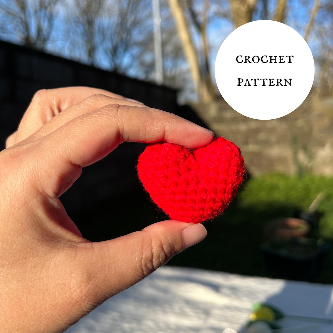 Mini Heart Crochet Pattern - Beginner Friendly - PDF Download - Etsy