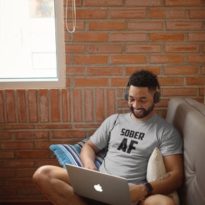 Sober AF T-shirt for Men and Woman in AA, Sobriety Clothing, Cool Swag ...