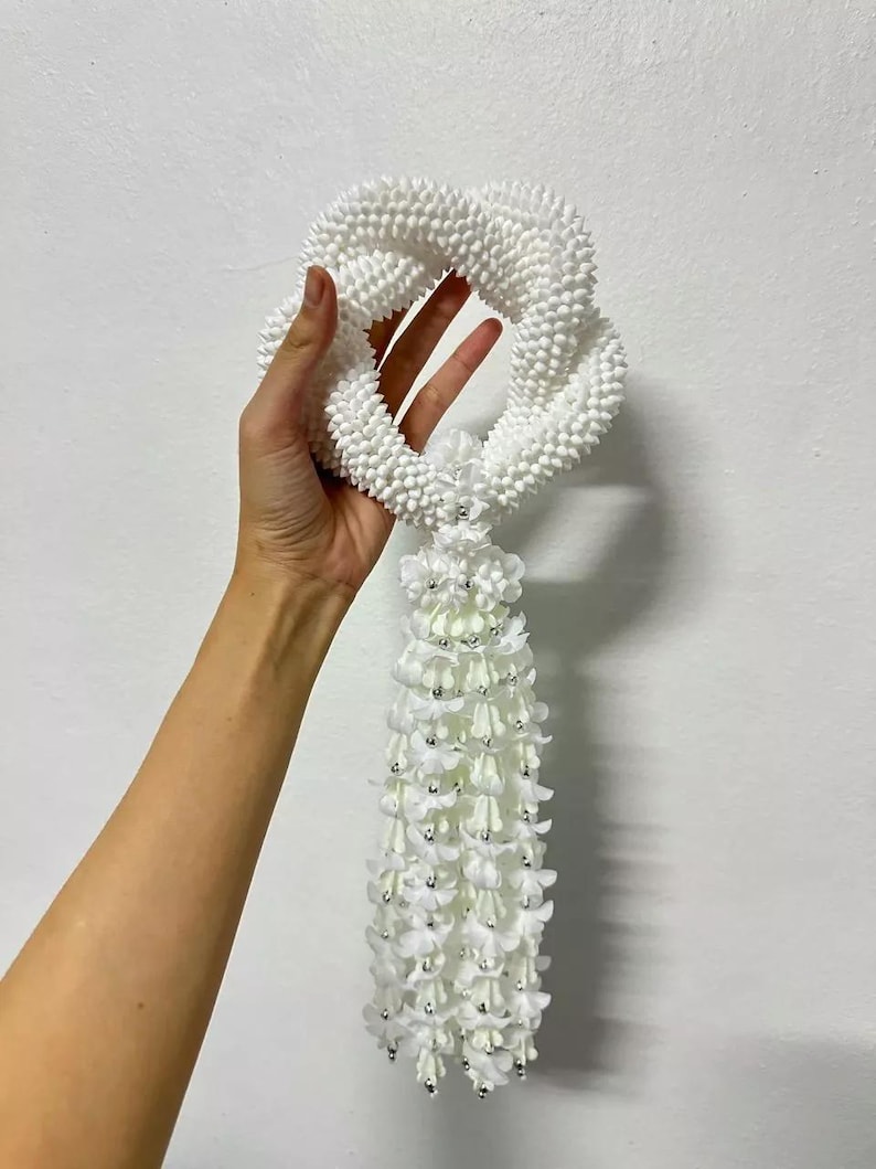 Handmade Thai Jasmine Garland: Twisted Wedding Flower Lei - Etsy