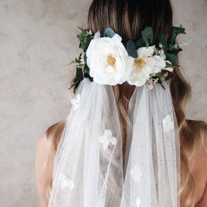 White Wedding Veil, Floral Crown Veil, Eucalyptus Flower Crown, Bridal Veil With Flowers, Boho ...
