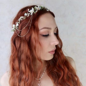 Dainty Flower Crown, Whimsical Pearl Crown, Rhinestone Headpiece, Bride ...