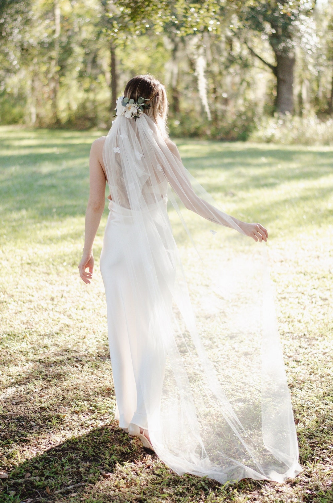 White Wedding Veil, Floral Crown Veil, Eucalyptus Flower Crown, Bridal ...