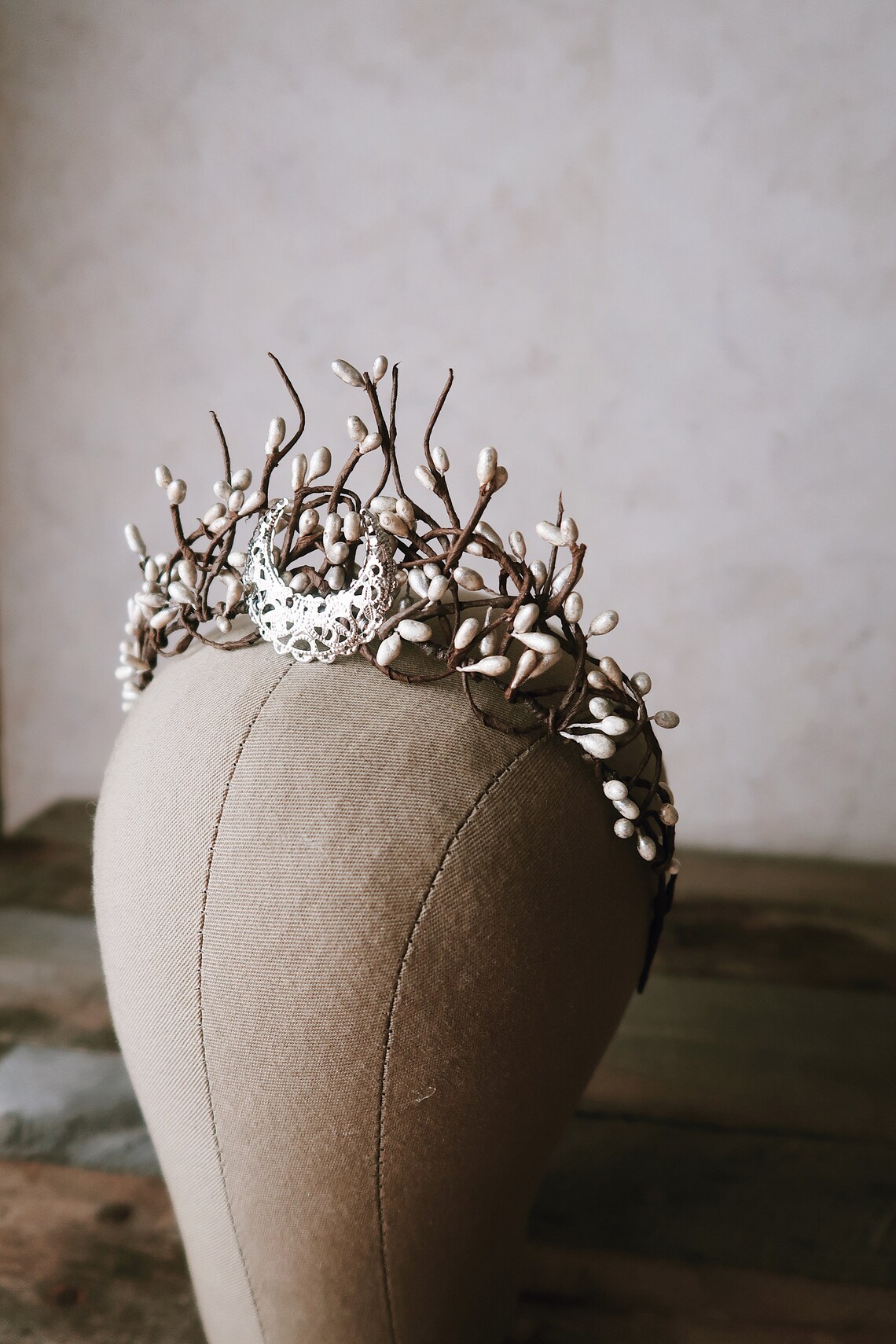 Moon Crown, Crescent Moon Tiara, Goddess Headpiece, Branch Crown ...