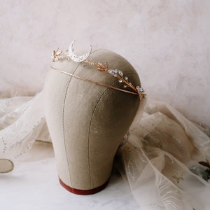 Crescent Moon Crown With Veil, Celestial Moon Tiara, Embroidered ...