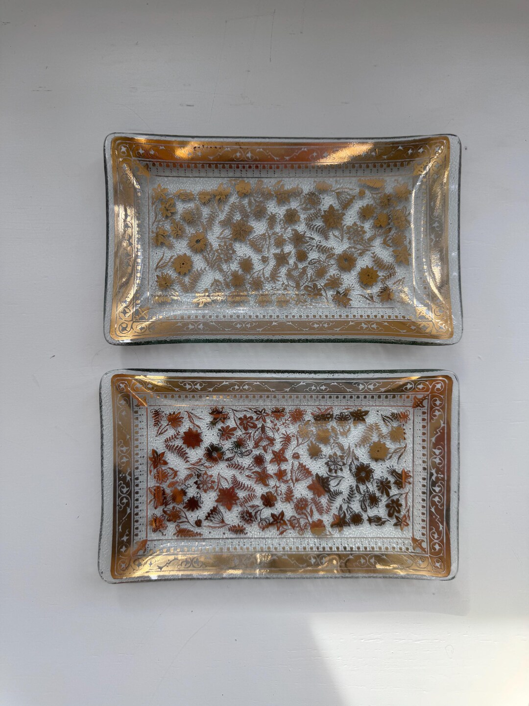 Vintage MCM Georges Briard Gold Flower Clear Glass Trays Set of 2 - Etsy