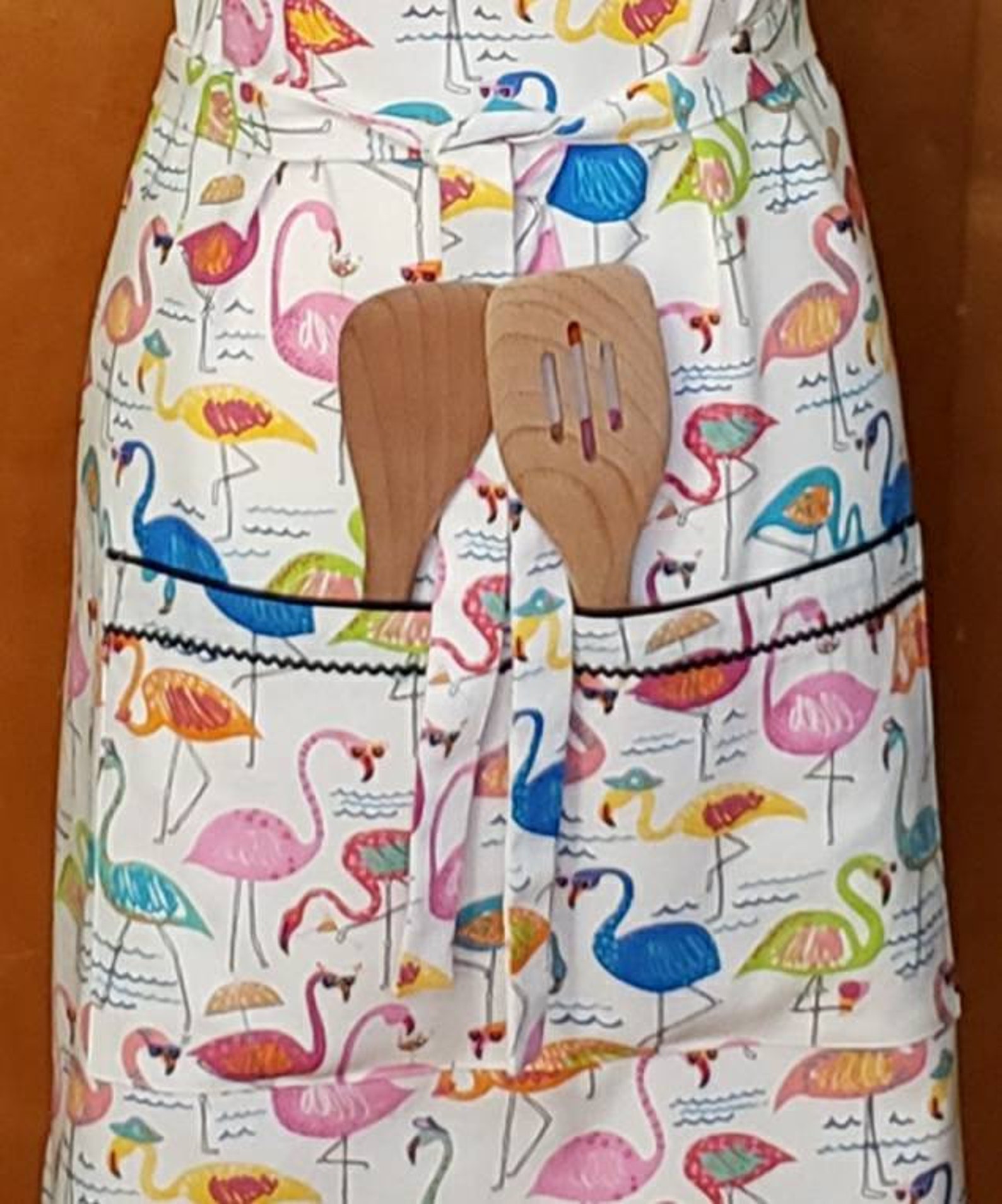 Flamingo Apron With Pockets, Artist Crafter, Woman's Kitchen Apron ...