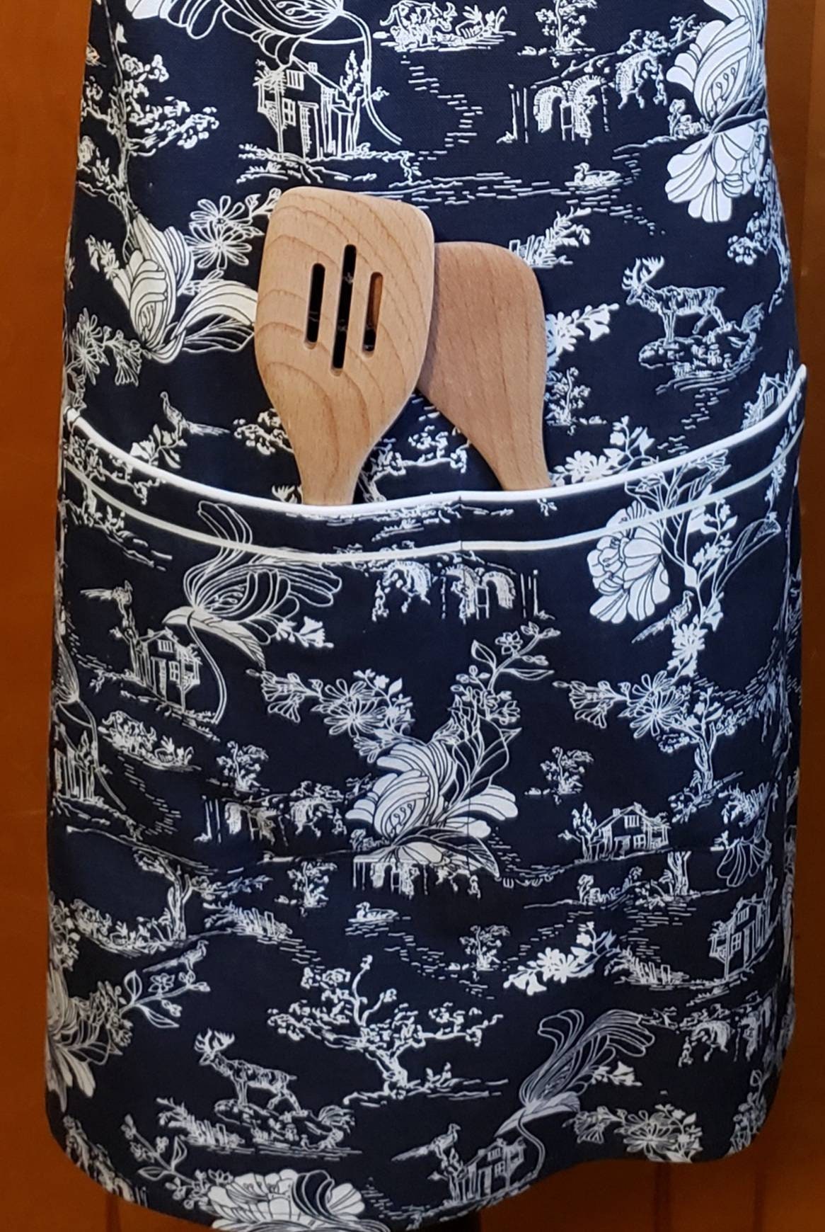 Woodland Toile Chef's Apron With Pockets Artist Crafter - Etsy