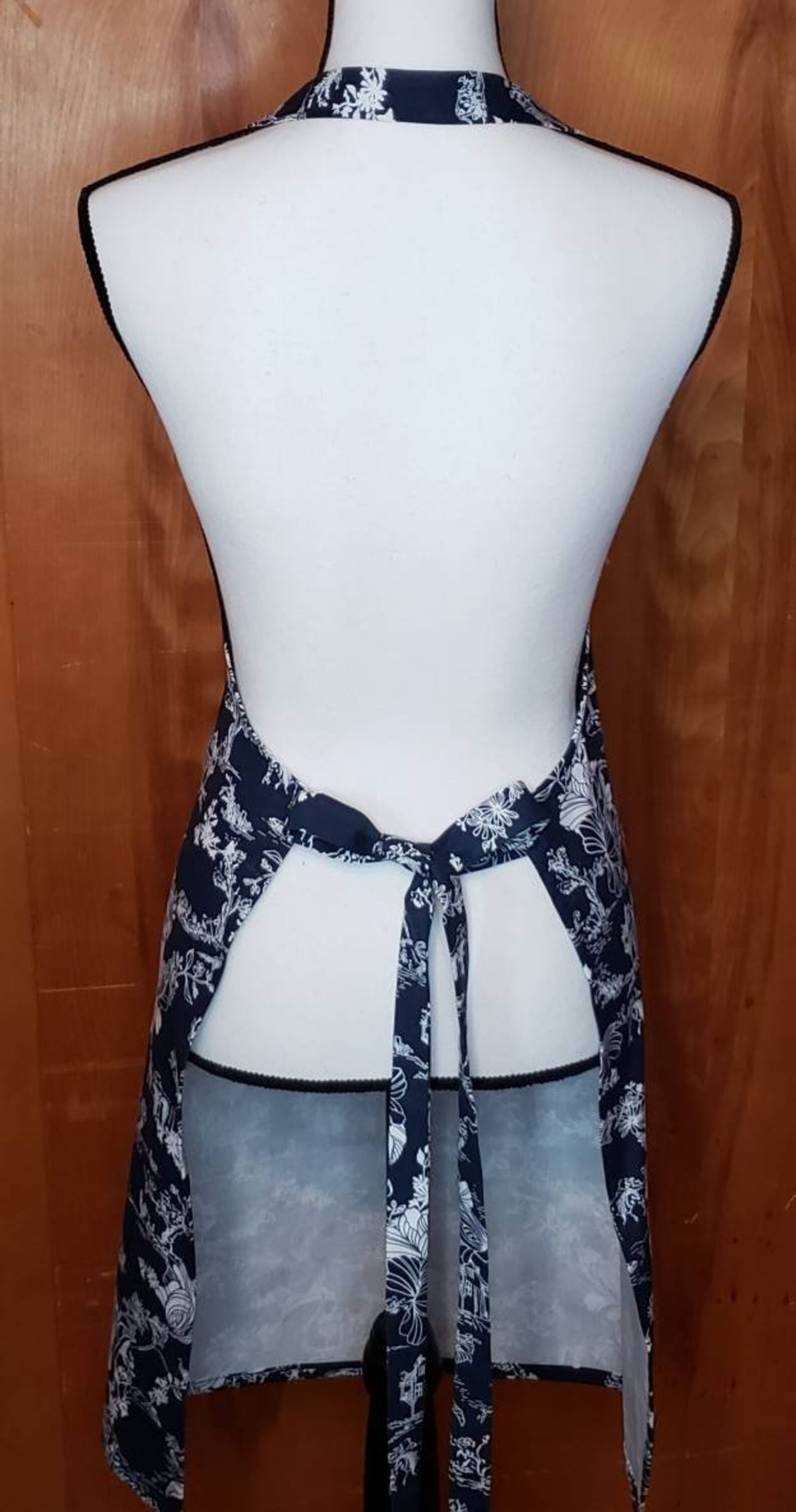 Woodland Toile Chef's Apron With Pockets Artist Crafter - Etsy