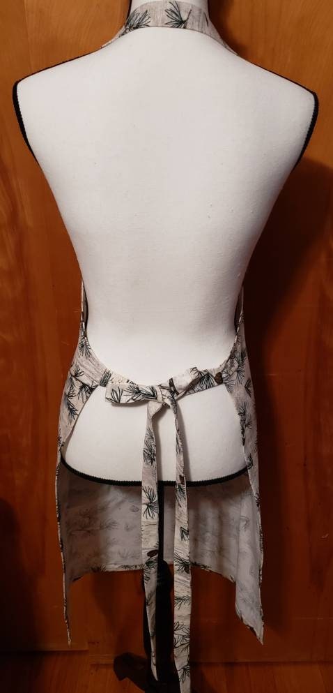 Pinecone Design Apron With Pockets, Fall Winter Pattern, Unisex Style ...