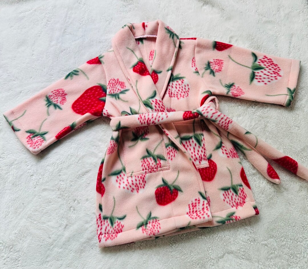 NEW Strawberries on Pink Cozy Fleece Toddler Robe, 12 Months to Size 10 ...