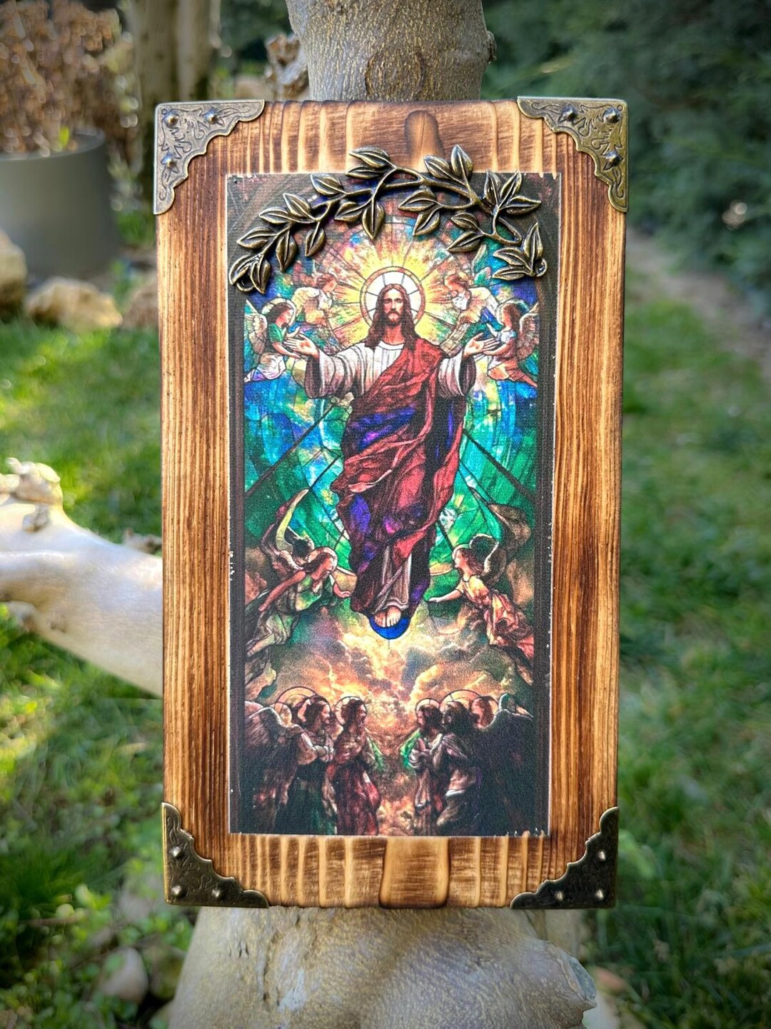 Natural Wood Jesus Christ Stained Portrait Art With Antique Touches ...