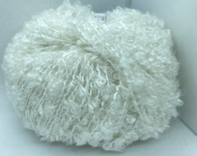 White Durban Boucle Yarn 77255 Ice Yarns Acrylic, Polyester, Mohair ...