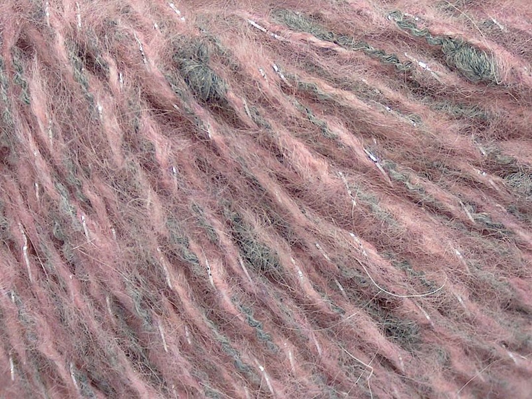 Pink Grey Twist and Slub Yarn W/ Hint of Metallic Silver 77055 Ice Yarn ...