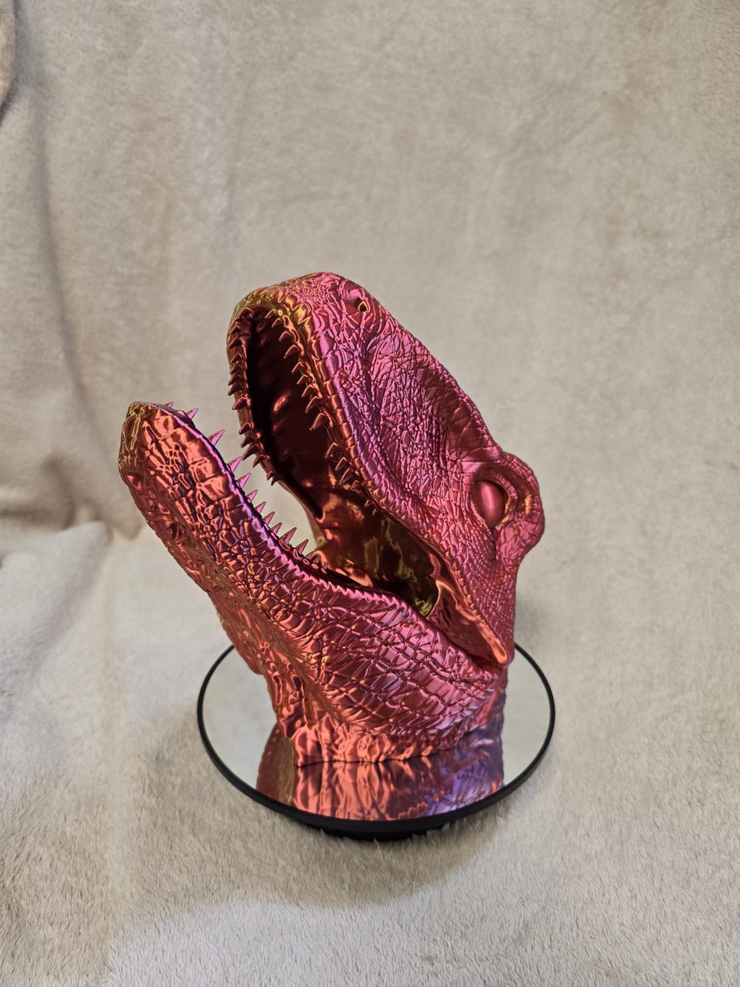 3D Printed Wall-mounted Velociraptor | Gold-red-purple Gradient ...