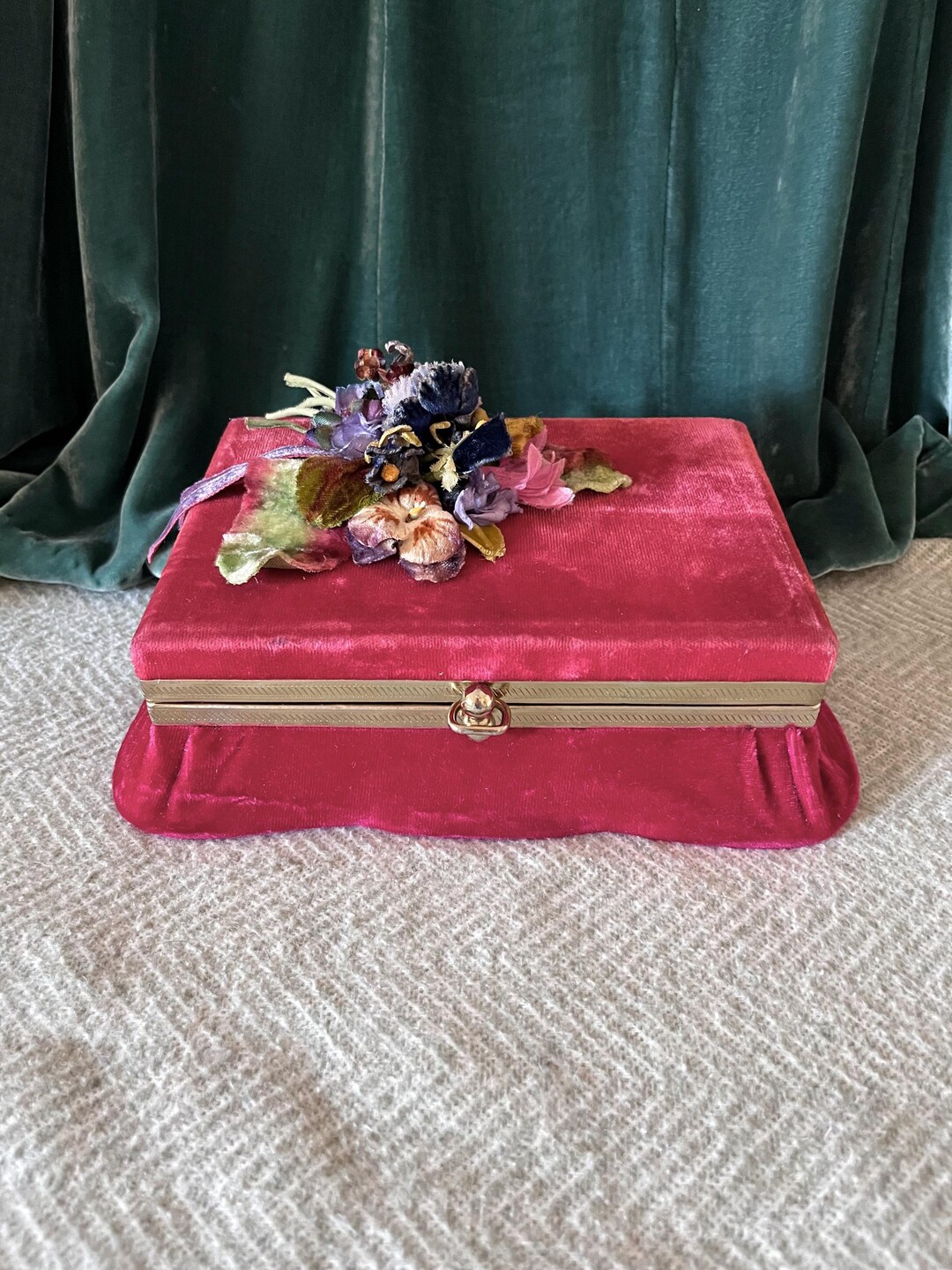 Vintage Pink Velvet Kiss Lock Box, Millinery Flowers Decor - Etsy