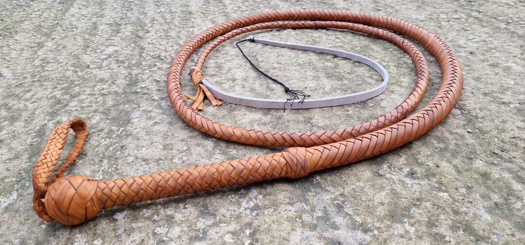 Handmade Leather Bullwhip: Indiana Jones Cosplay Prop (4ft to 8ft) - Etsy