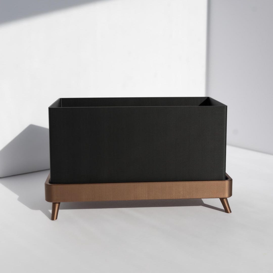 This 8 Inch Planter With a Tray is Perfect for Planting Your Favorite ...