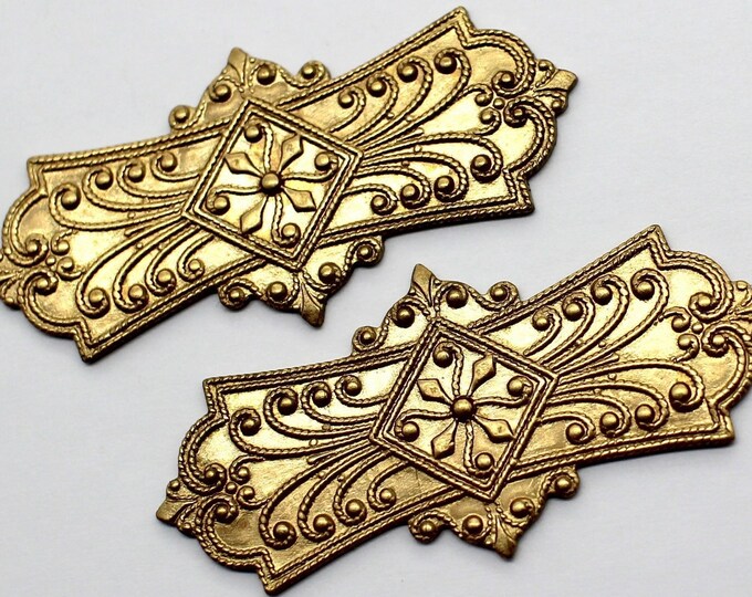 Oxidized Brass Vine Filigree Stamping 42x32mm - Etsy