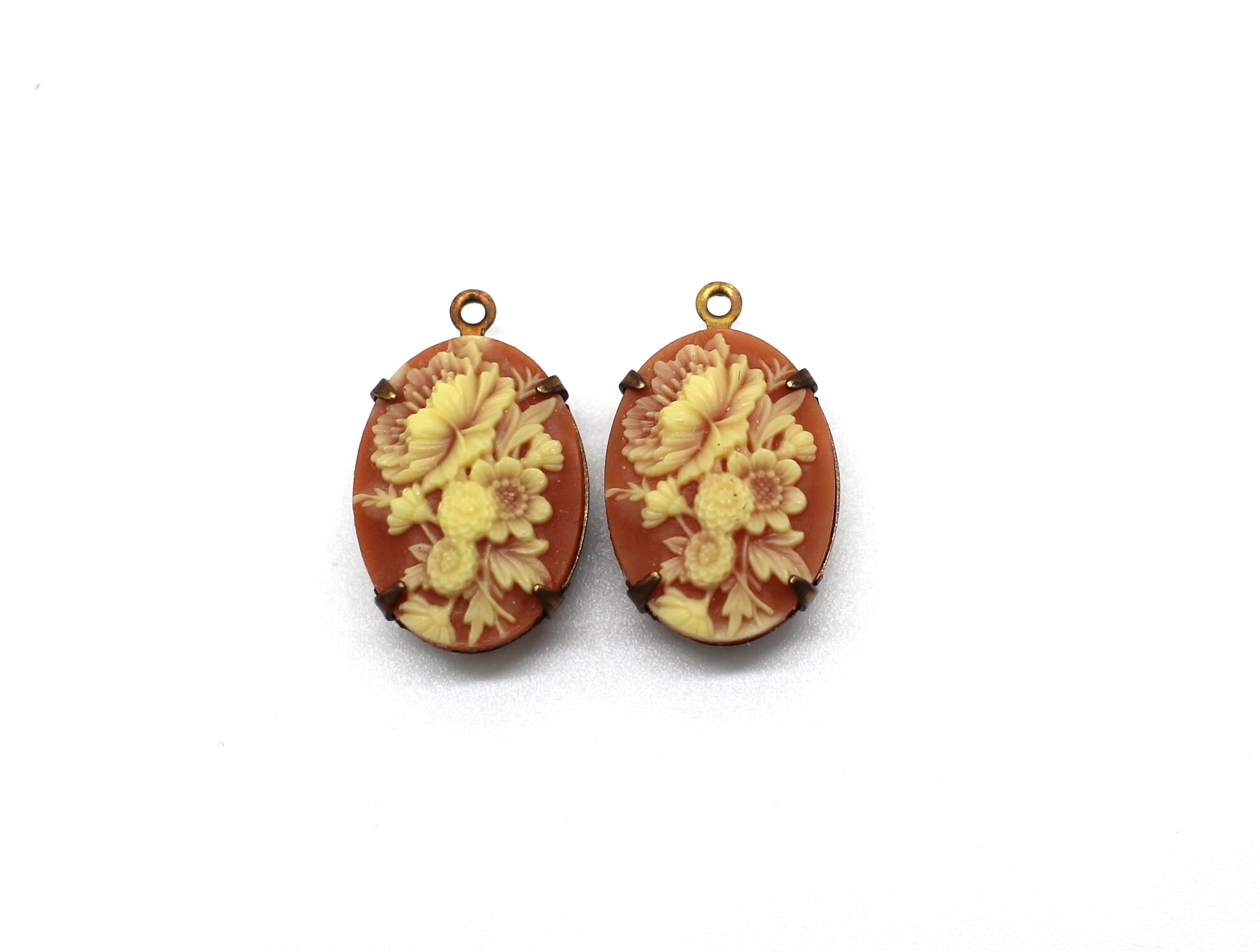 Vintage Flower Cameos Pendants Connectors Oval 18x13mm Japan Cameo ...