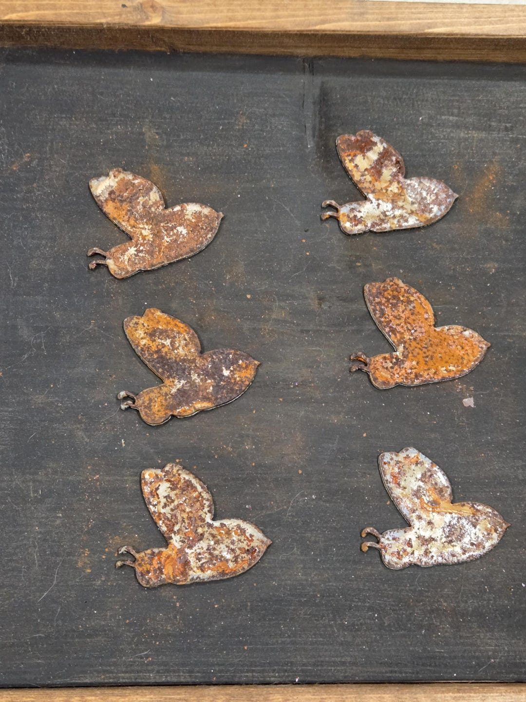 Bumblebee - Rusty Metal - Etsy