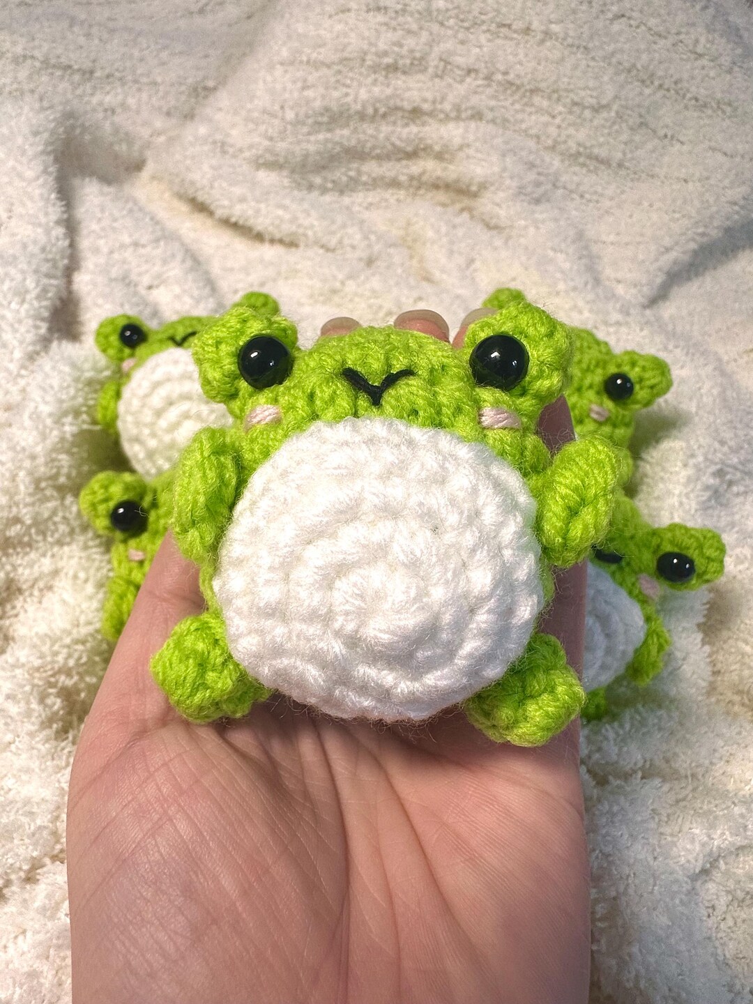 Crochet Chibi/cute Green Frog Amigurumi Keychain - Etsy
