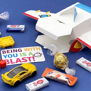 Space Ship Gift Box - 3D SVG - Party Favor Box Template - Cricut Design ...