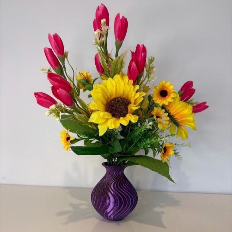 3D Printable Swirl Vase STL File: Modern Spiral Decor (digital Download ...