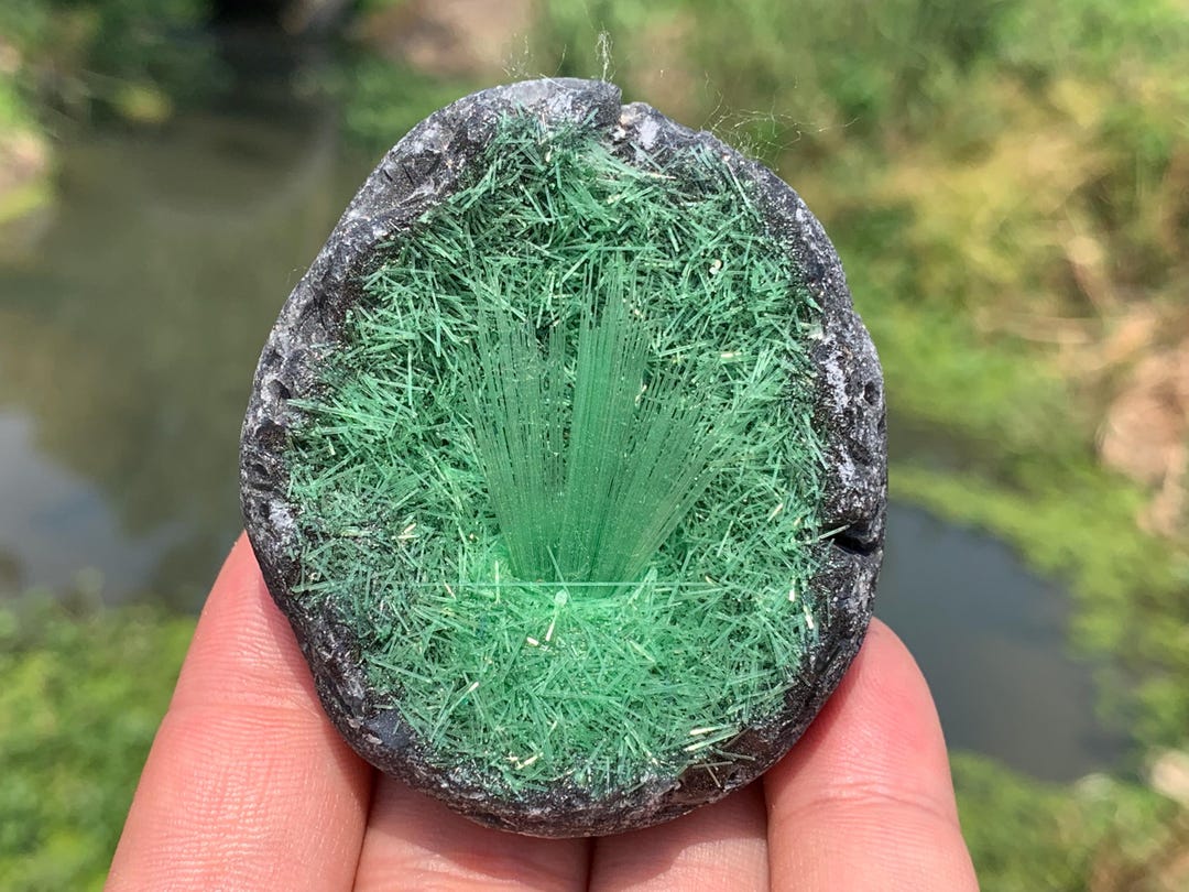 Natural Meteorite Specimen Quartz,goethite,green Copper Ore,crystal ...