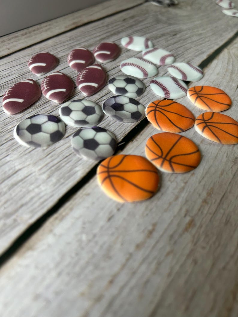 20 Edible Sugar Candy Footballs, Sugar Footballs, Mini Football Icing ...